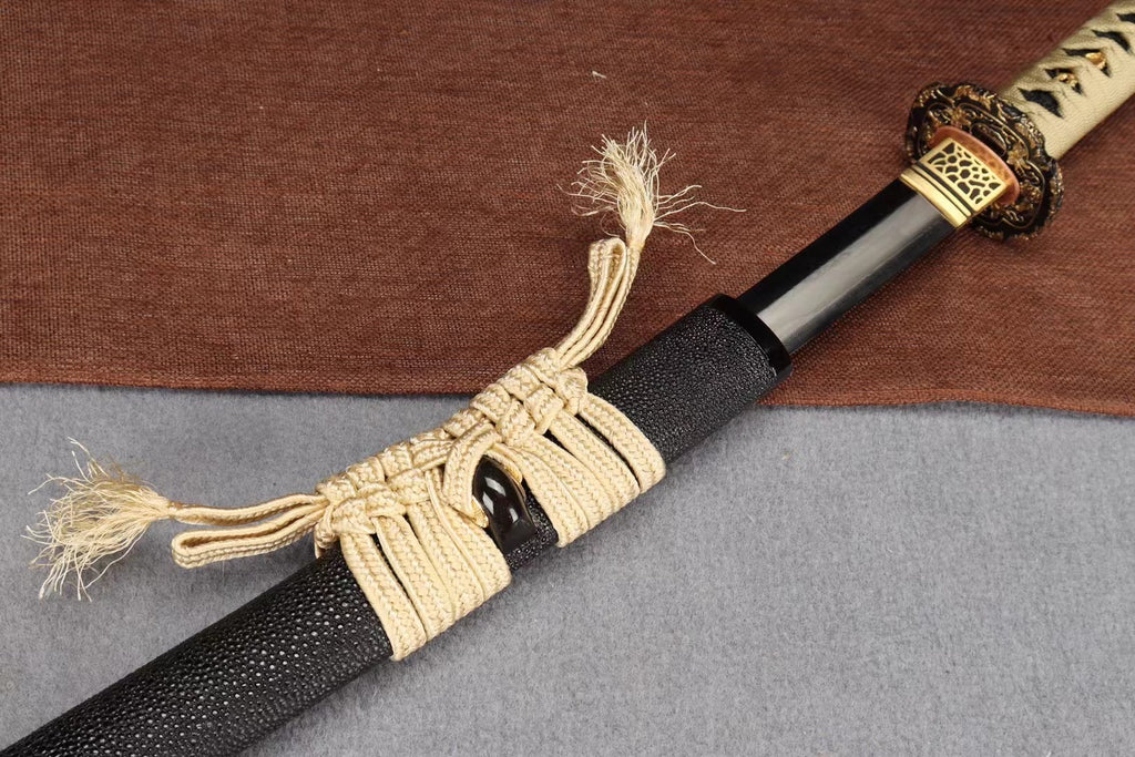 Folding Pattern Steel Clay Tempered With Hamon Golden Flower Katana Sw ...